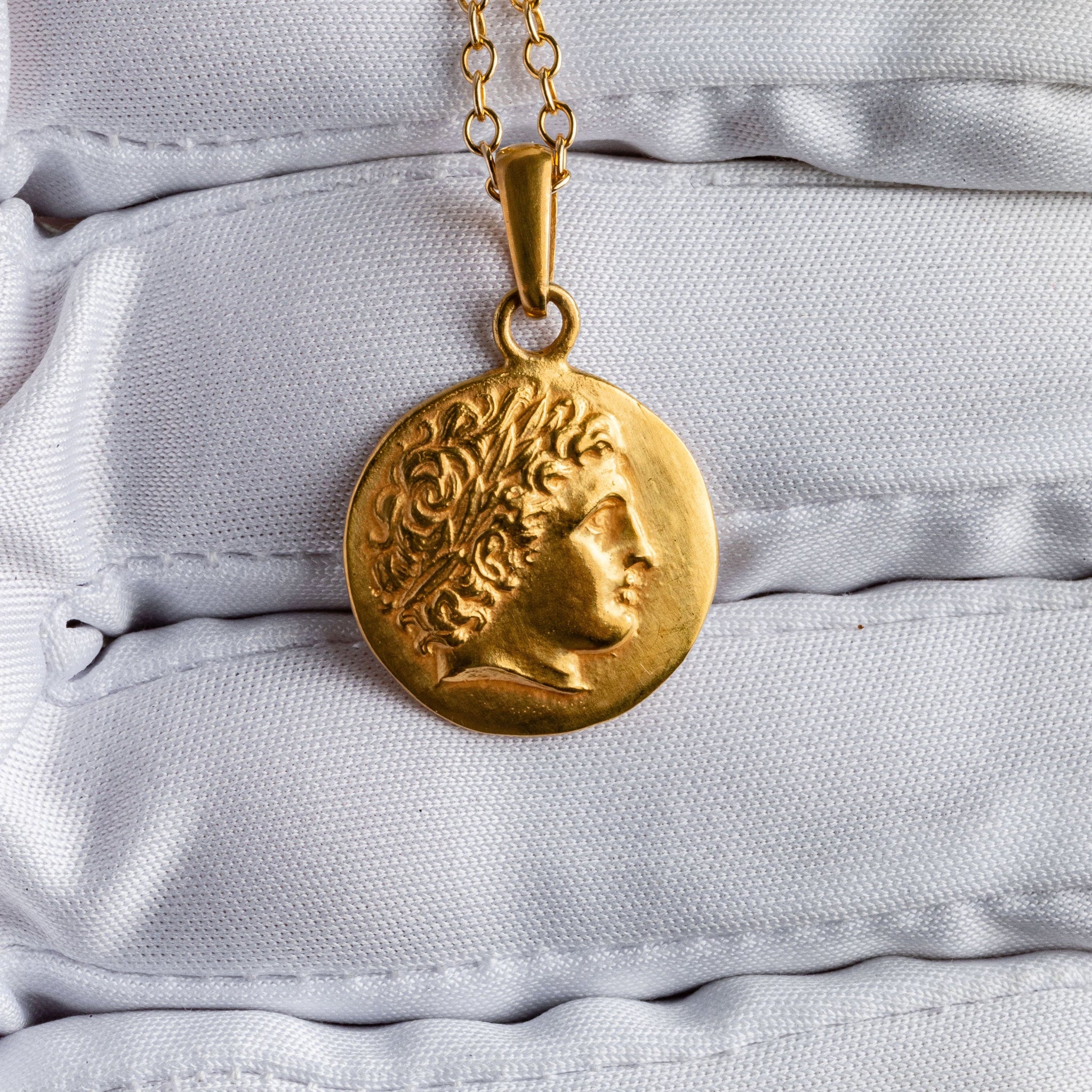 Apollo Coin 18K Gold Pendant – Olithica