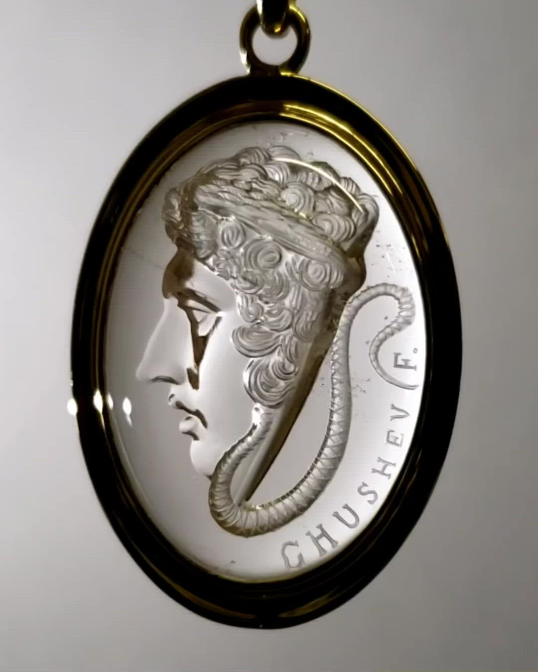 Medusa Clear Quartz Intaglio 18K Gold Pendant – Olithica